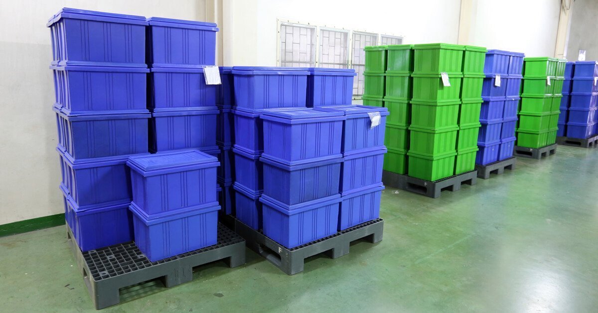 How to Choose the Right Plastic Crates for Your Business